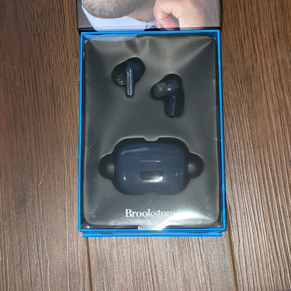 Brookstone | Headphones | Brand New Brookstone Navy Blue Elitetouch ...